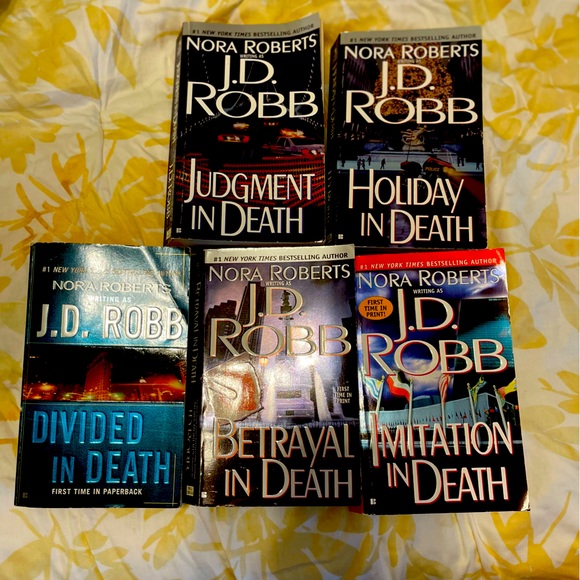 JD Robb | Other | Set Of 5 Jd Robb Books Great Winter Reads | Poshmark